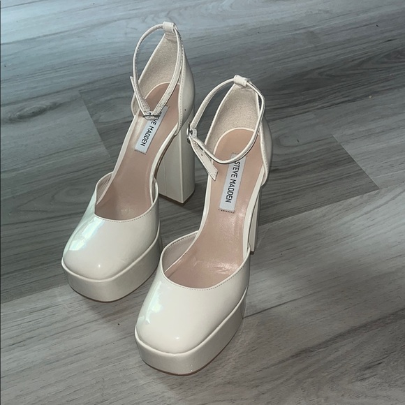 Steve Madden | Shoes | Steve Madden Cream Square Toe Platform Heels ...